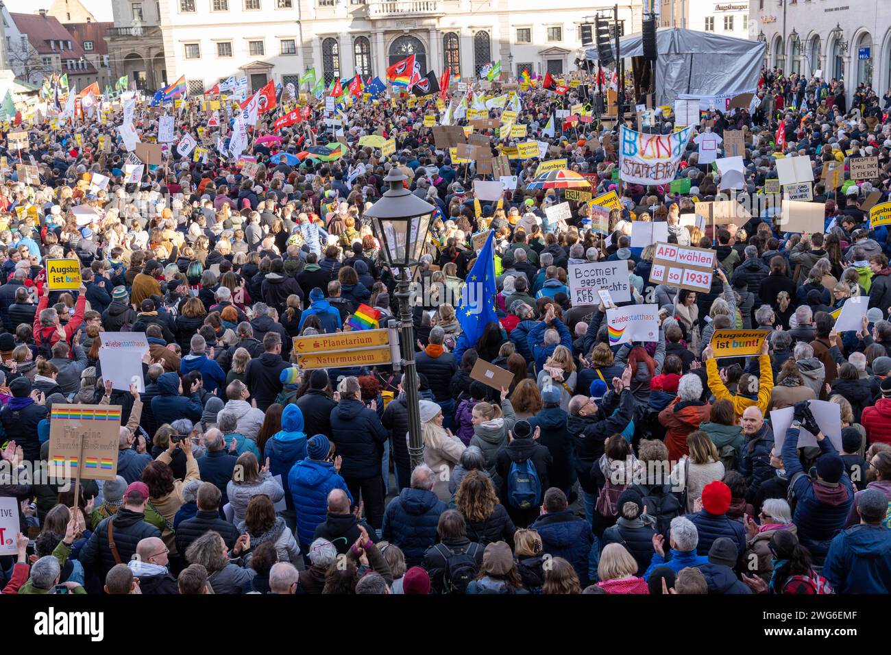 Augsburg, Bayern, Deutschland - 3. Februar 2024: Demonstration gegen die Rechte auf dem ...