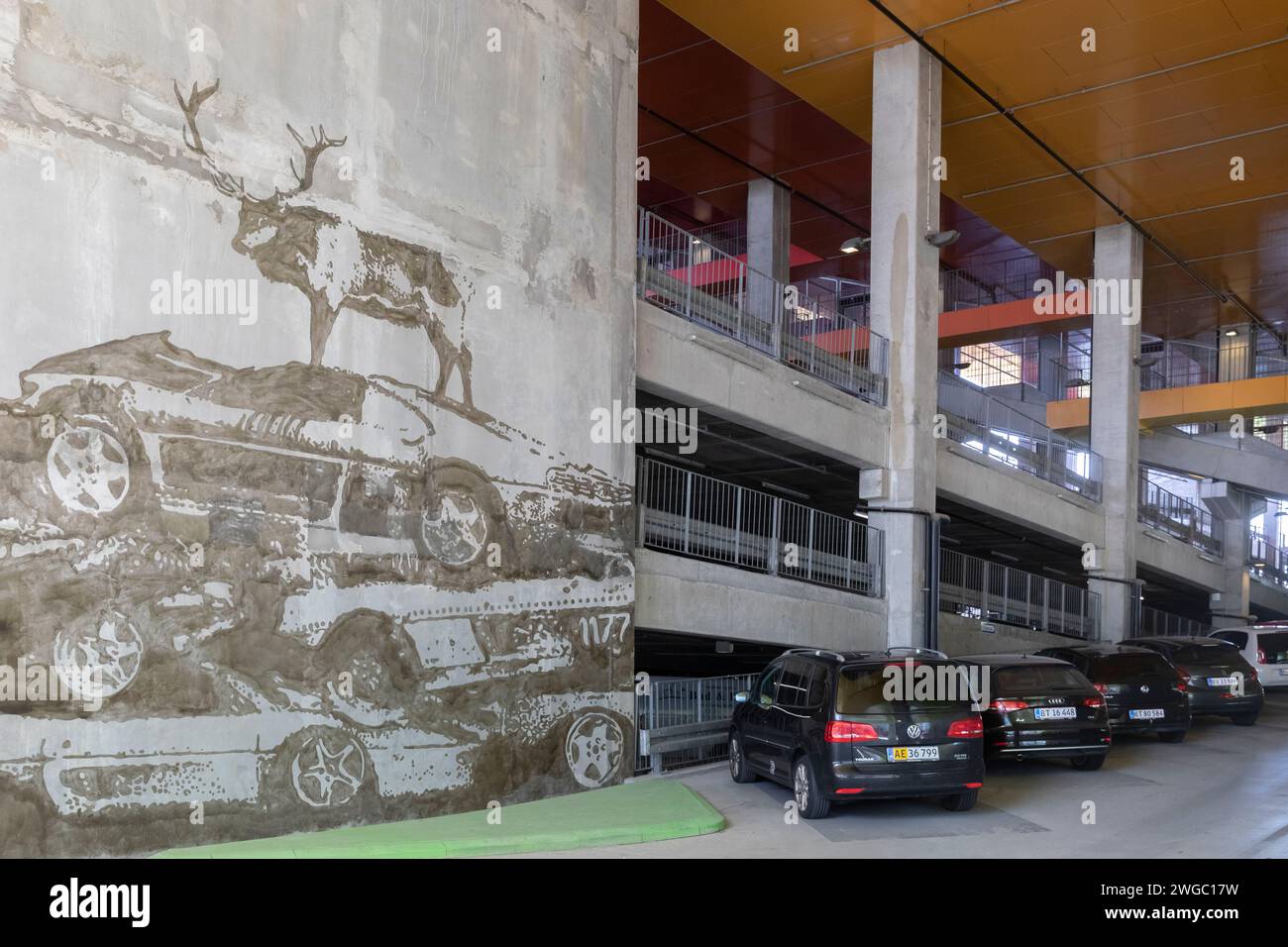 Mountain dwellings kopenhagen -Fotos und -Bildmaterial in hoher ...