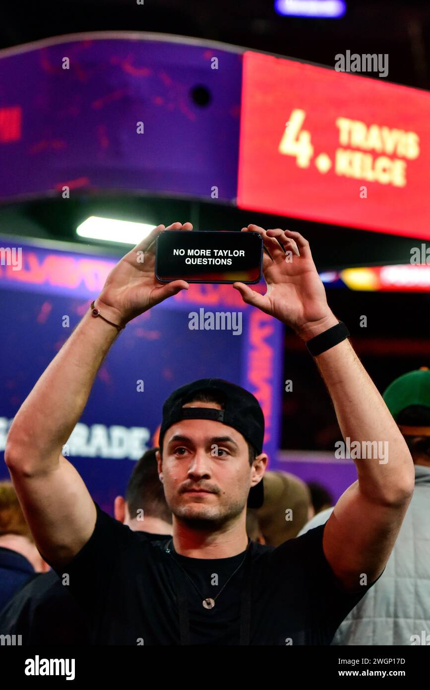 Las Vegas, Nevada, USA, 5. Februar 2024 - Ein Mann in der Nähe von ...