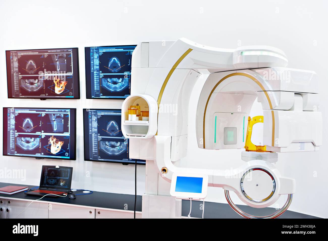 Radiografia del display del computer -Fotos und -Bildmaterial in hoher Auflösung – Alamy