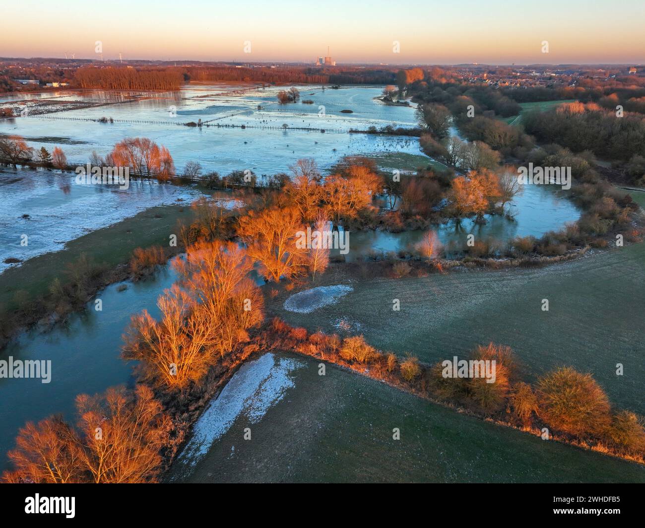 Werne-Bergkamen, Nordrhein-Westfalen, Deutschland, Hochwasser auf der ...