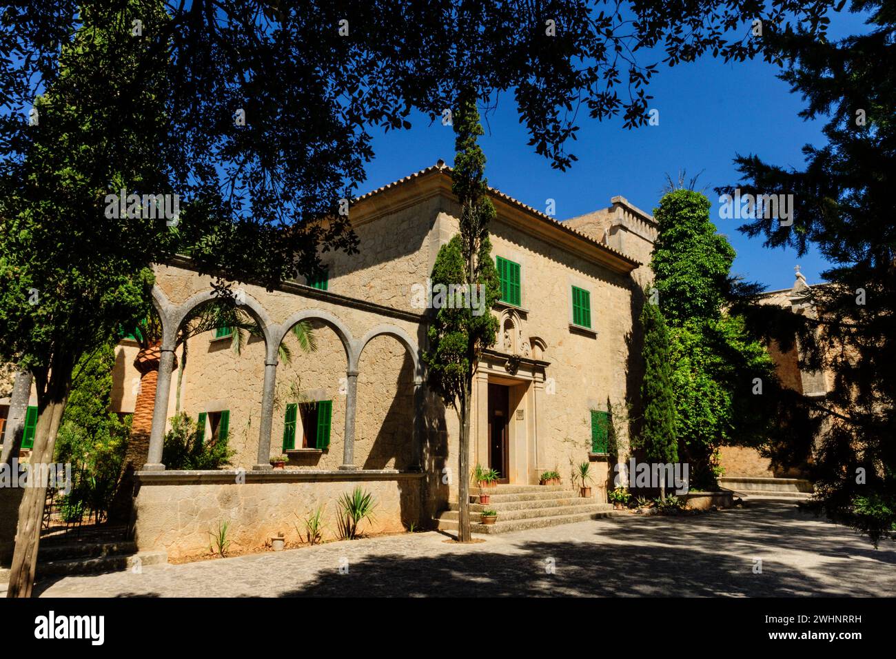 Senyora de cura -Fotos und -Bildmaterial in hoher Auflösung – Alamy