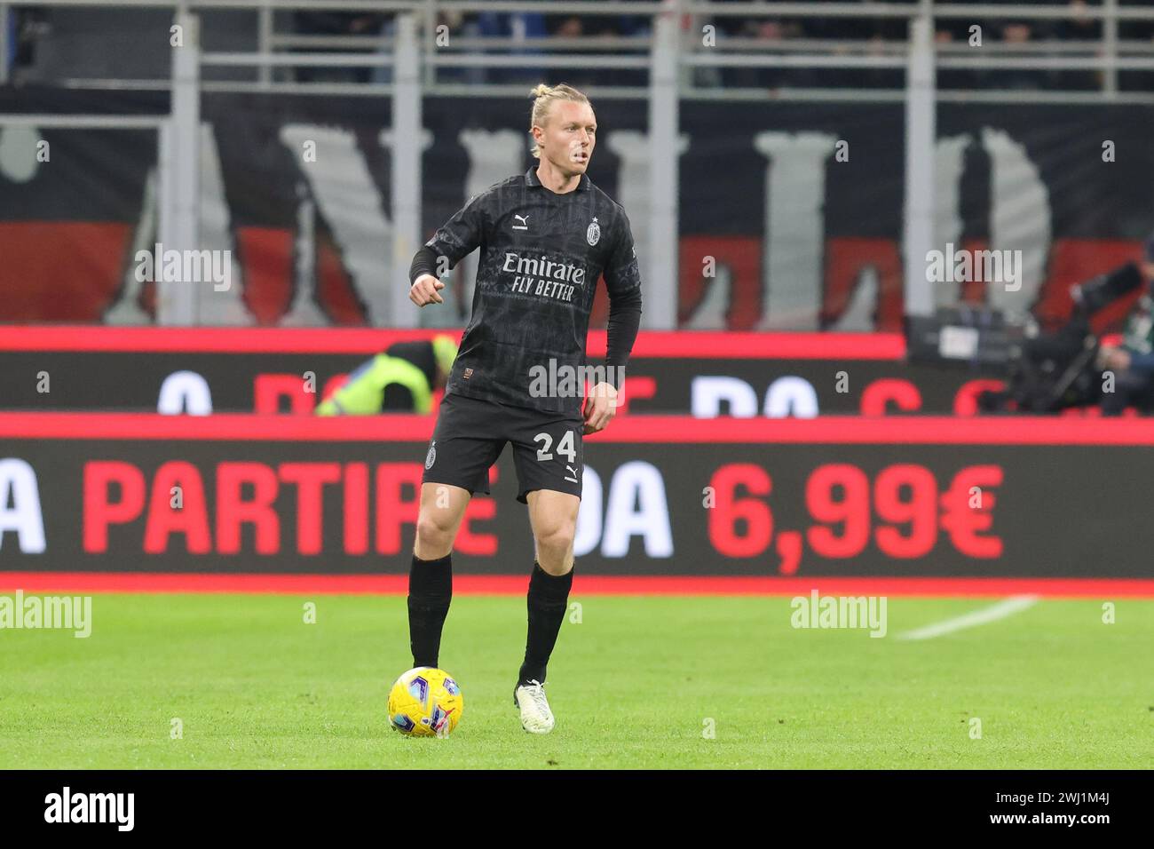 Napoli 2023 24 -Fotos und -Bildmaterial in hoher Auflösung – Alamy