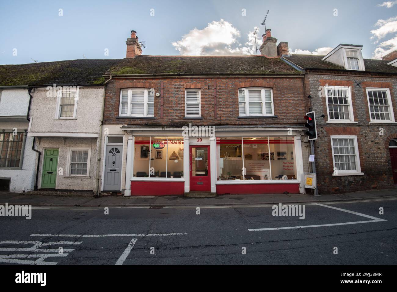 Nail bar uk -Fotos und -Bildmaterial in hoher Auflösung – Alamy