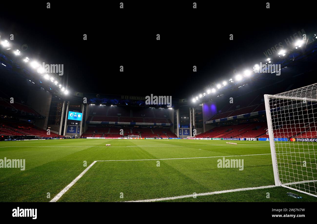 Ein allgemeiner Blick auf das Stadion vor dem Achtelfinale der UEFA ...
