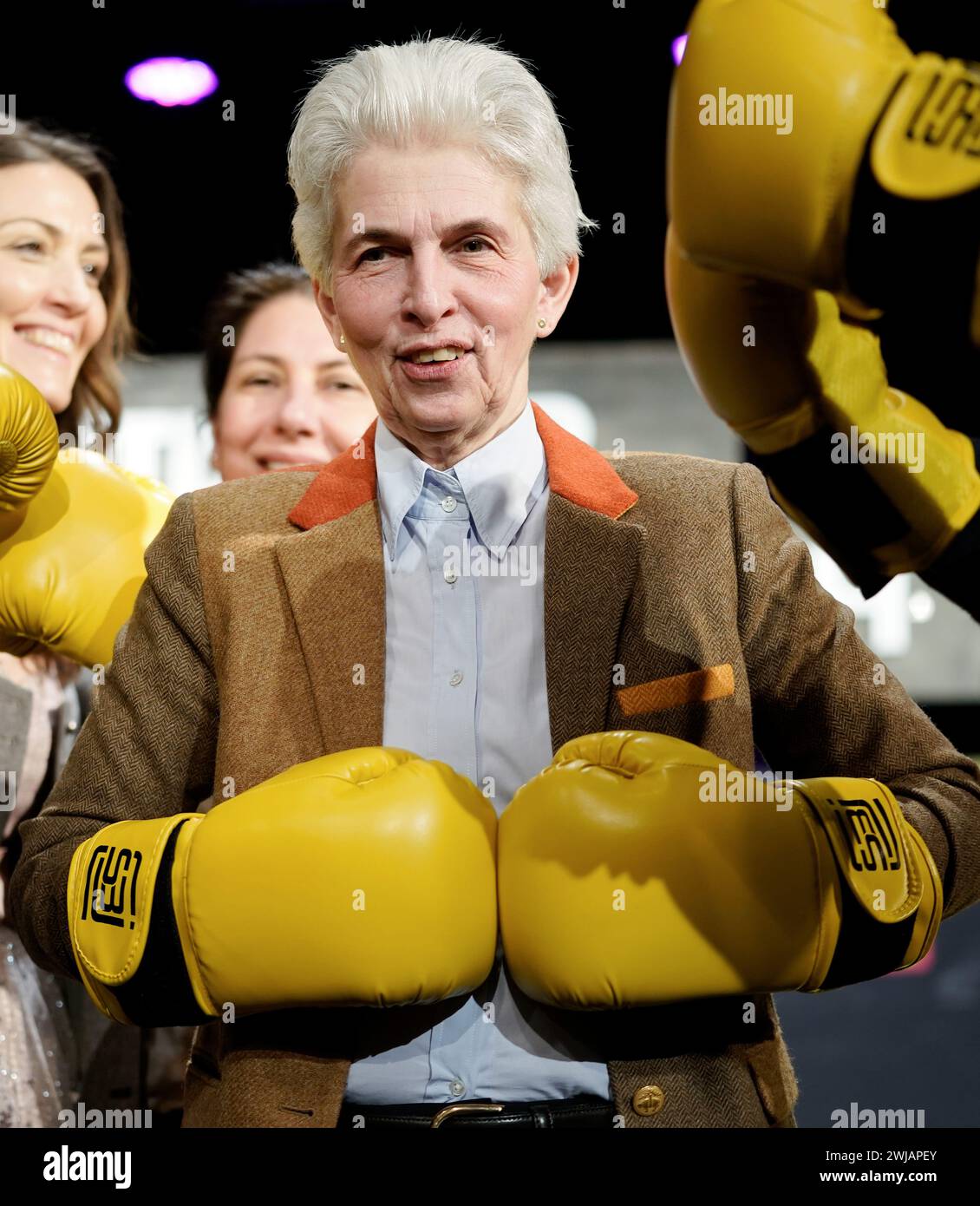 Dingolfing, Deutschland. Februar 2024. Marie-Agnes Strack-Zimmermann ...
