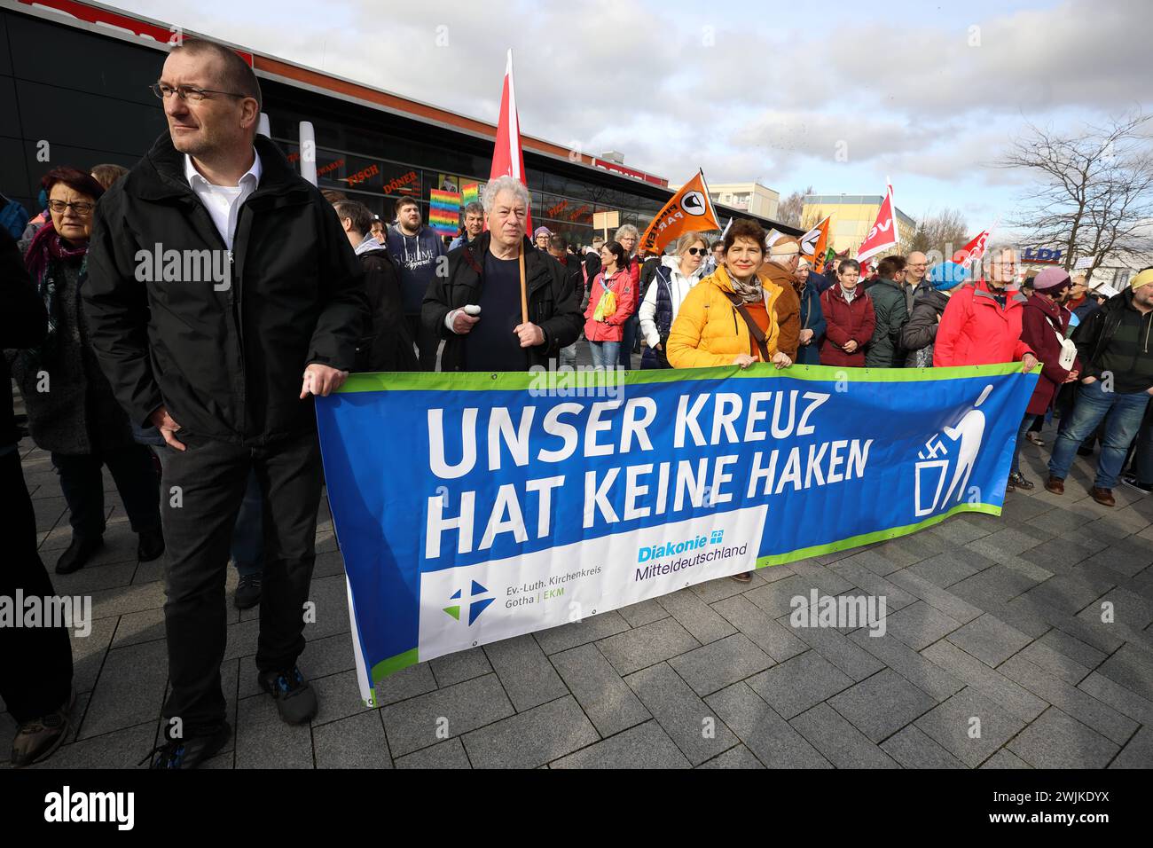 Demonstration unter dem Motto nie wieder ist jetzt für Demokratie, gegen Faschismus- Kundgebung ...