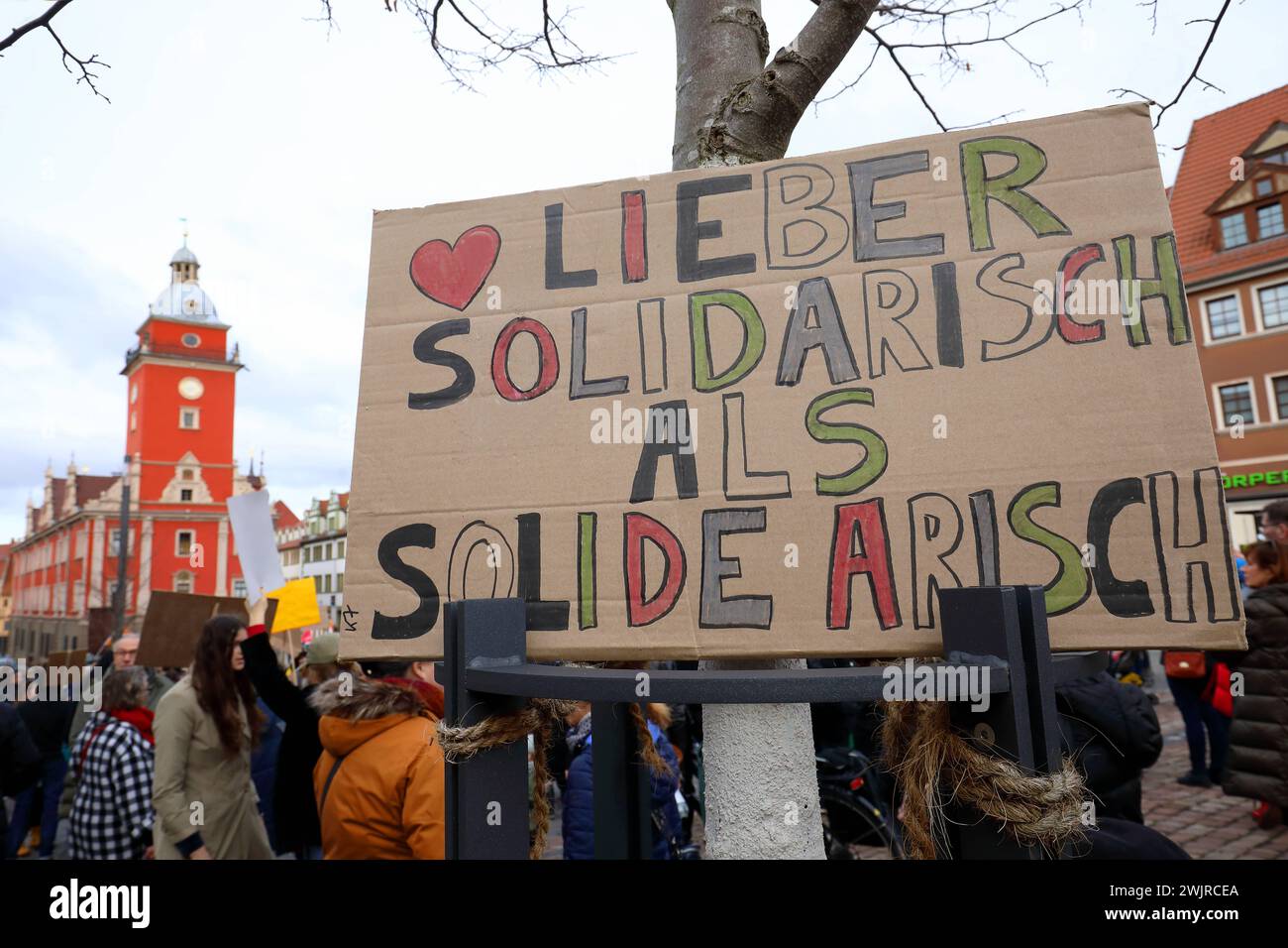 Demonstration unter dem Motto ãNie wieder ist jetzt C für Demokratie, gegen FaschismusÓ ...