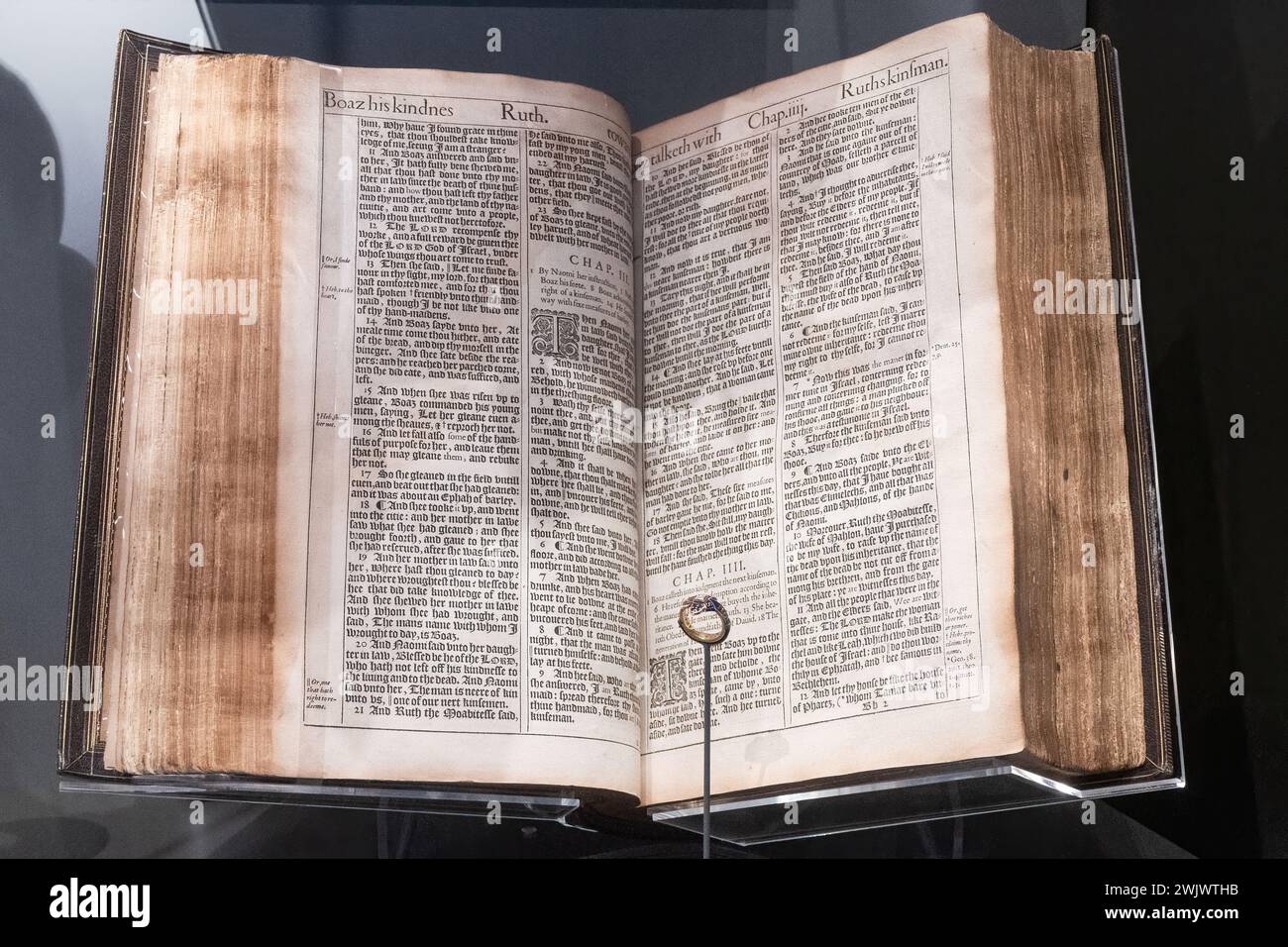 In auftrag gegebene king james bibel -Fotos und -Bildmaterial in hoher ...