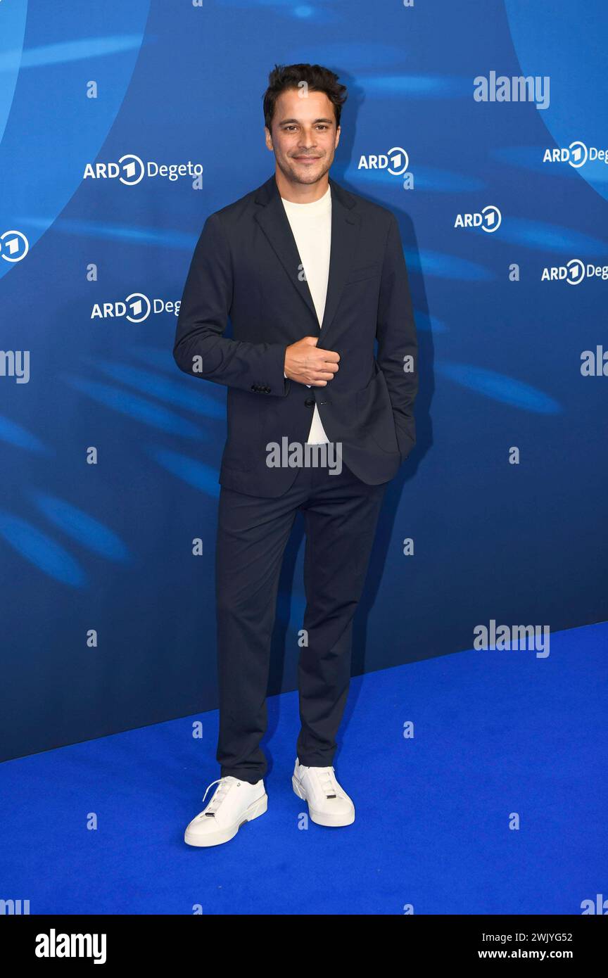 Kostja Ullmann bei der ARD Blue Hour 2024 im Rahmen der Berlinale 2024 im Hotel Telegraphenamt ...