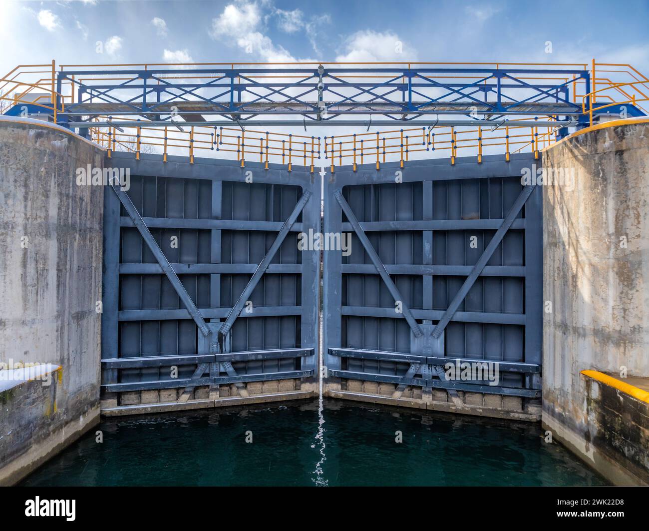 Luftbild der Erie Canal Locks in Seneca Falls, NY, zwischen Seneca Lake ...