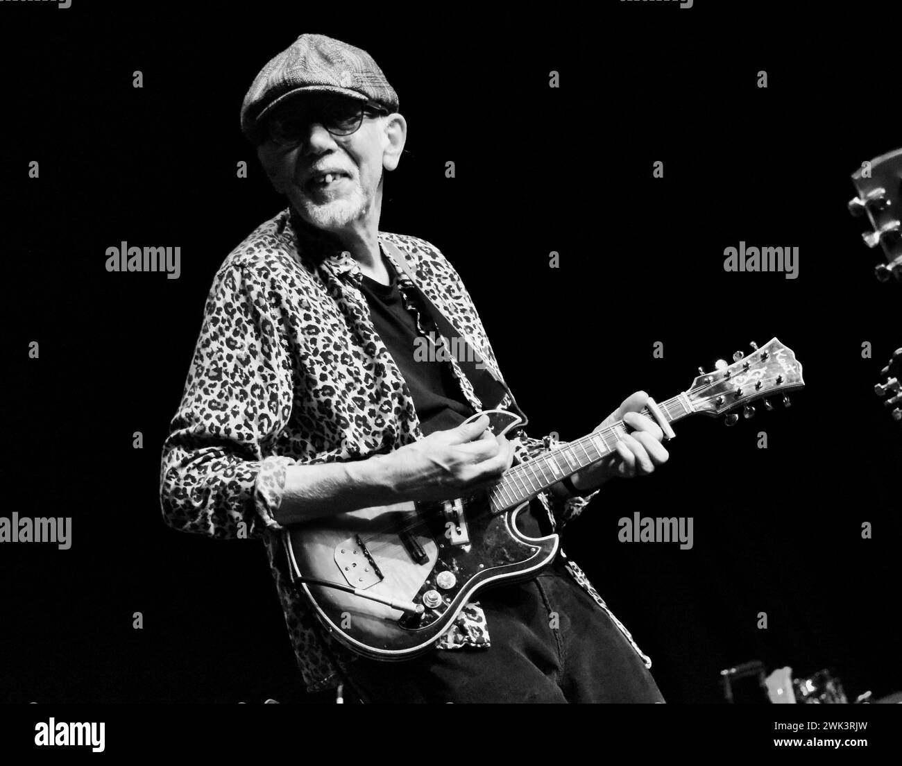 Rod clements lindisfarne -Fotos und -Bildmaterial in hoher Auflösung ...