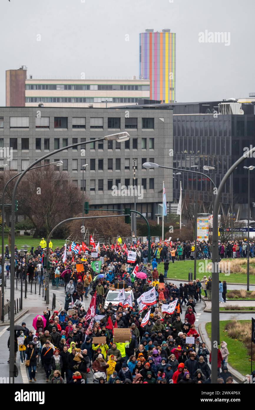 Demonstration mit bis zu 10,000 Teilnehmern, gegen Rechtsextremismus und die AFD in der ...