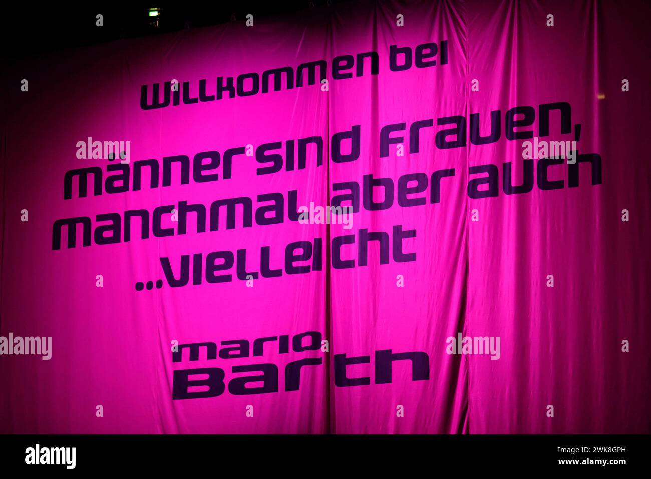 Das Logo des Comedian Mario Barth bei seiner Show in der Lanxess-Arena ...
