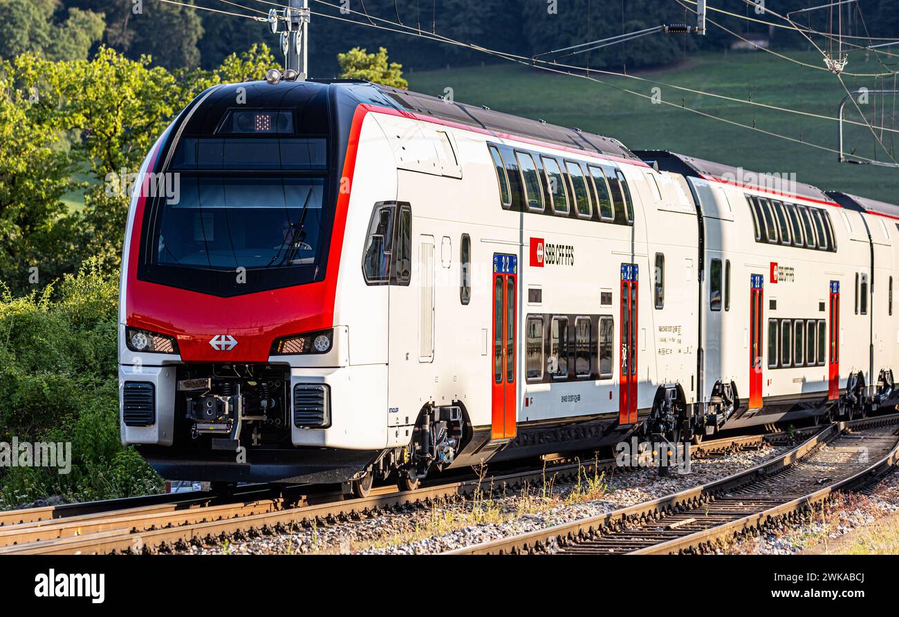 Ein neuer IR-Dosto ist gerade über das Rheinviadukt Eglisau gefahren ...