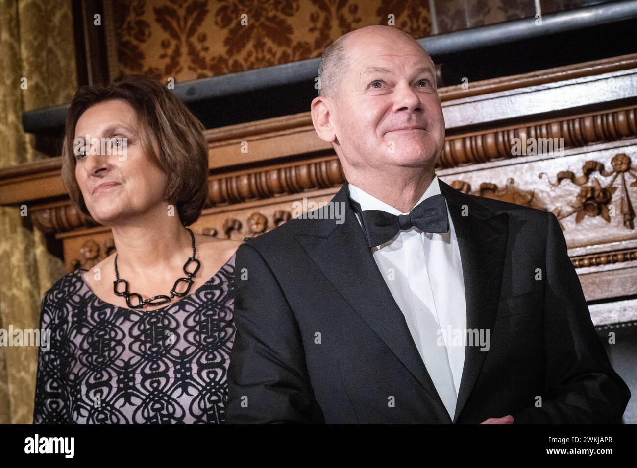 Matthiae-Mahl 2024 - Bundeskanzler Olaf Scholz mit seiner Ehefrau ...