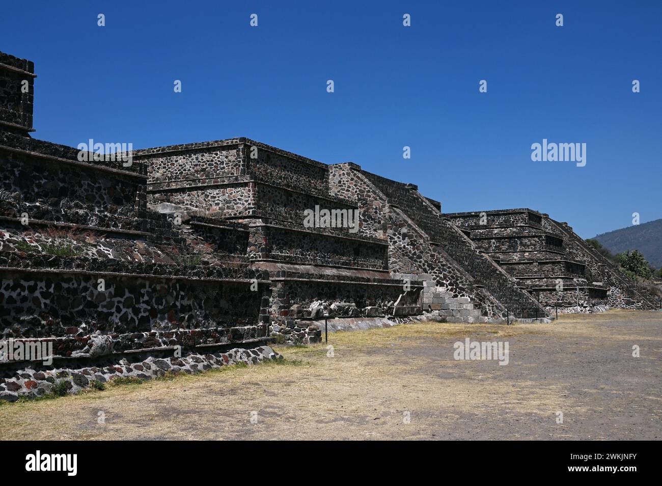 Piramides de teotihuacan -Fotos und -Bildmaterial in hoher Auflösung ...