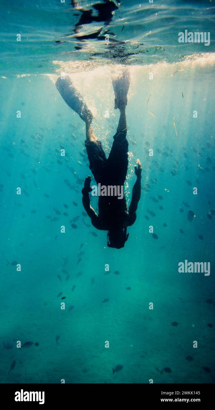 Jung und frei magazine -Fotos und -Bildmaterial in hoher Auflösung – Alamy