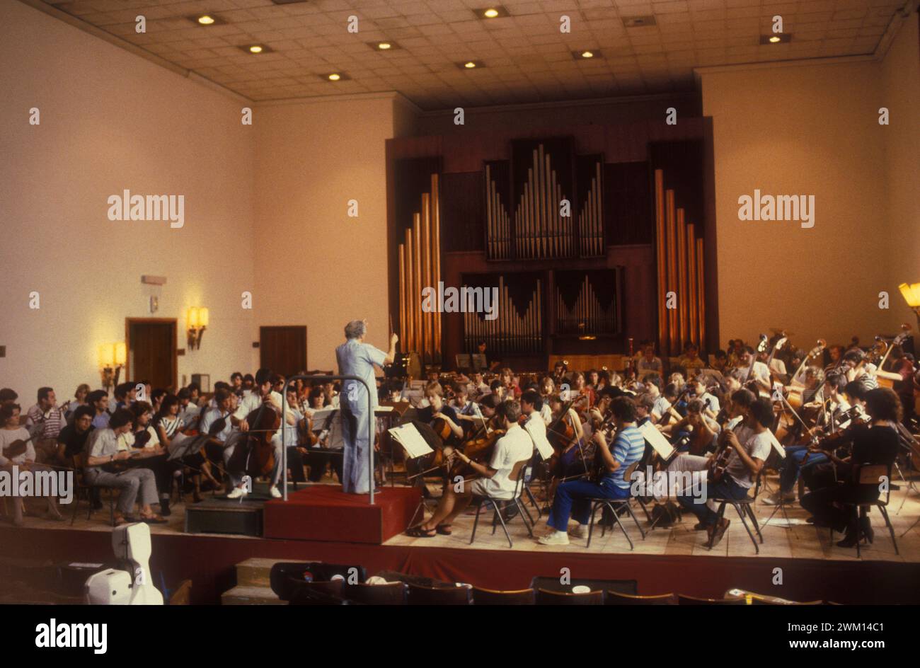 European union youth orchestra -Fotos und -Bildmaterial in hoher Auflösung – Alamy