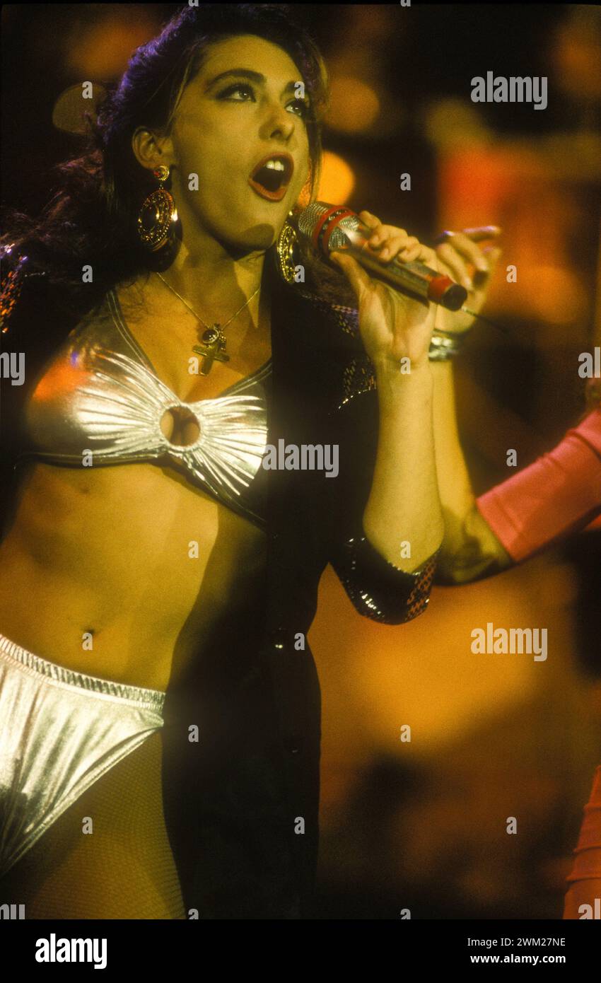 MME4794478 Sanremo Music Festival 1991. Italienische Popsängerin Sabrina Salerno/Festival di ...