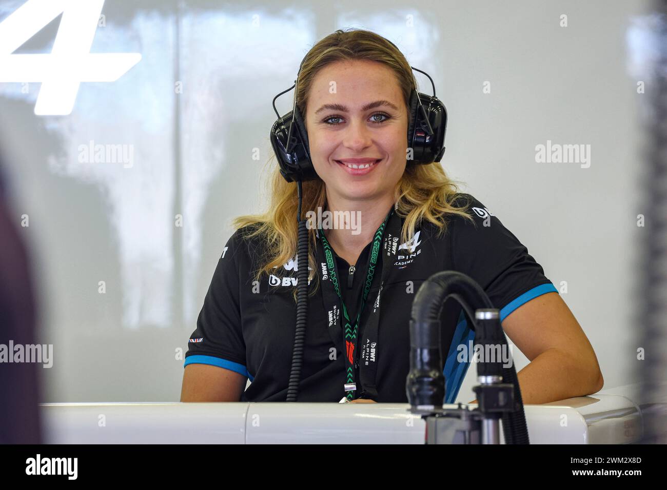 Sakhir, Bahrain. Februar 2024. FLOERSCH Sophia, Porträt, während der ...