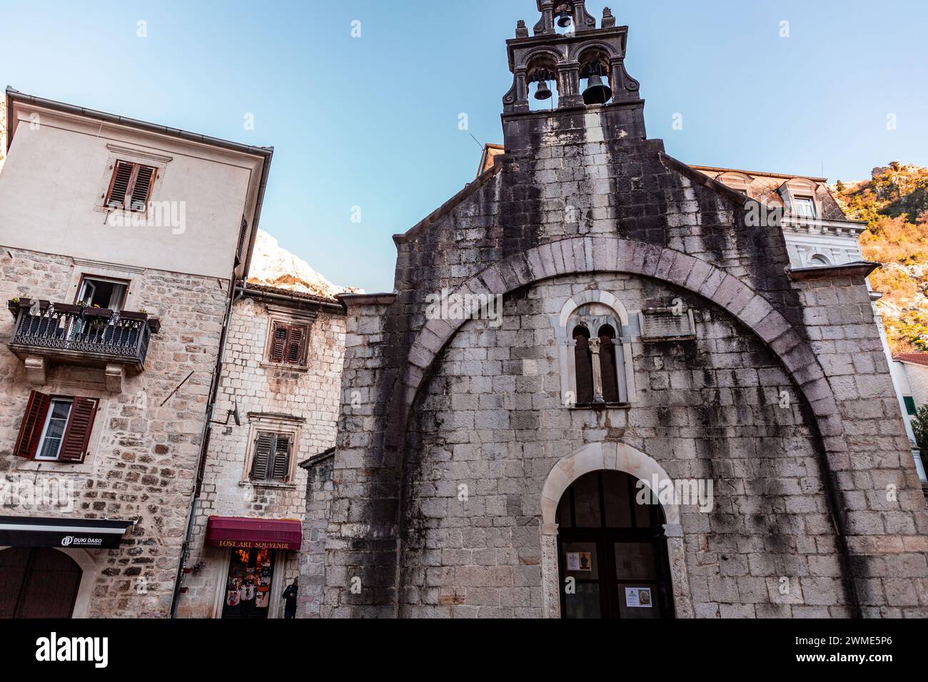 Kotor, Montenegro - 14. Februar 2024: Die Kirche St. Lukas ist eine ...