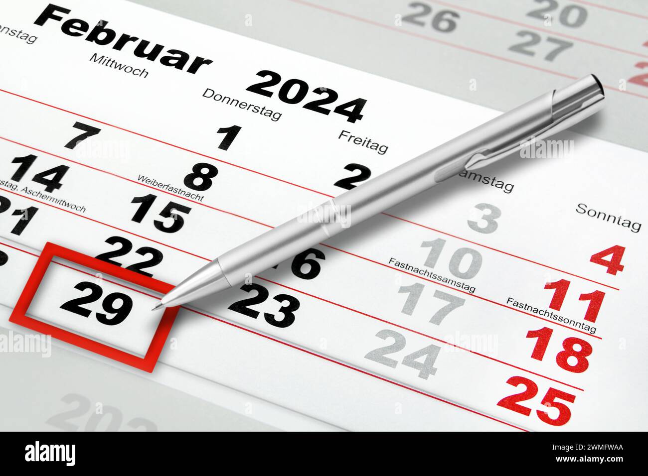 Kalender 2024 -Fotos und -Bildmaterial in hoher Auflösung – Alamy