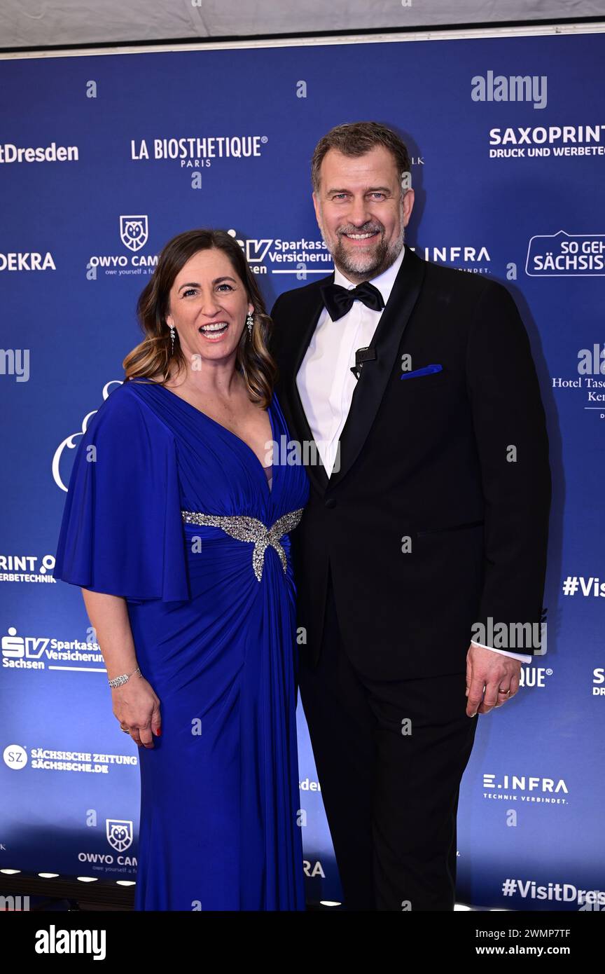 Rene Kindermann und Ehefrau Katja Kindermann beim 16. SemperOpernball ...