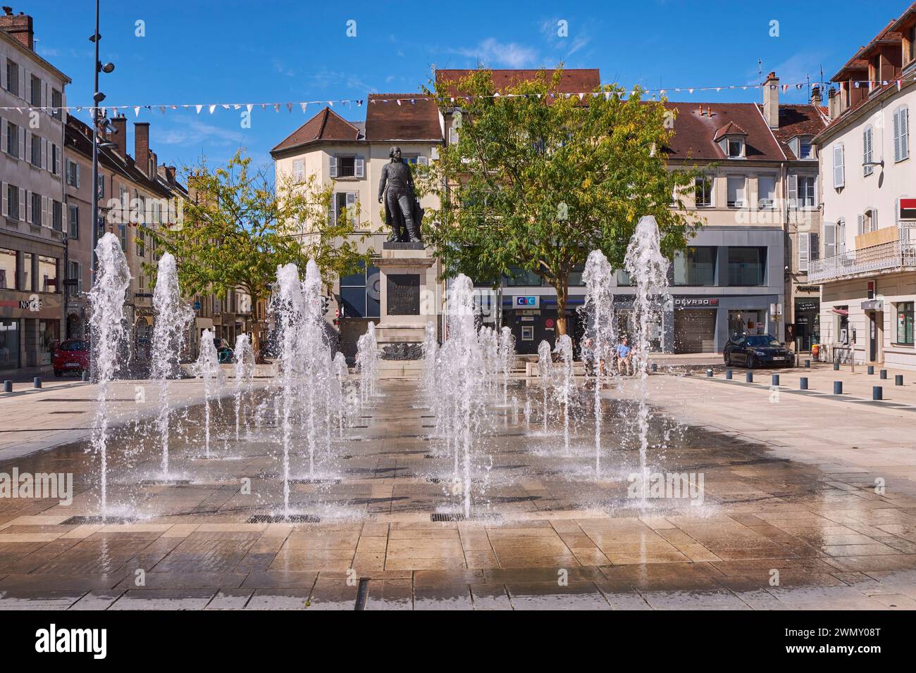 Allgemeine claude jacques lecourbe statue -Fotos und -Bildmaterial in ...