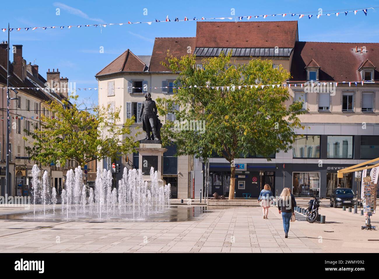 Allgemeine claude jacques lecourbe statue -Fotos und -Bildmaterial in ...