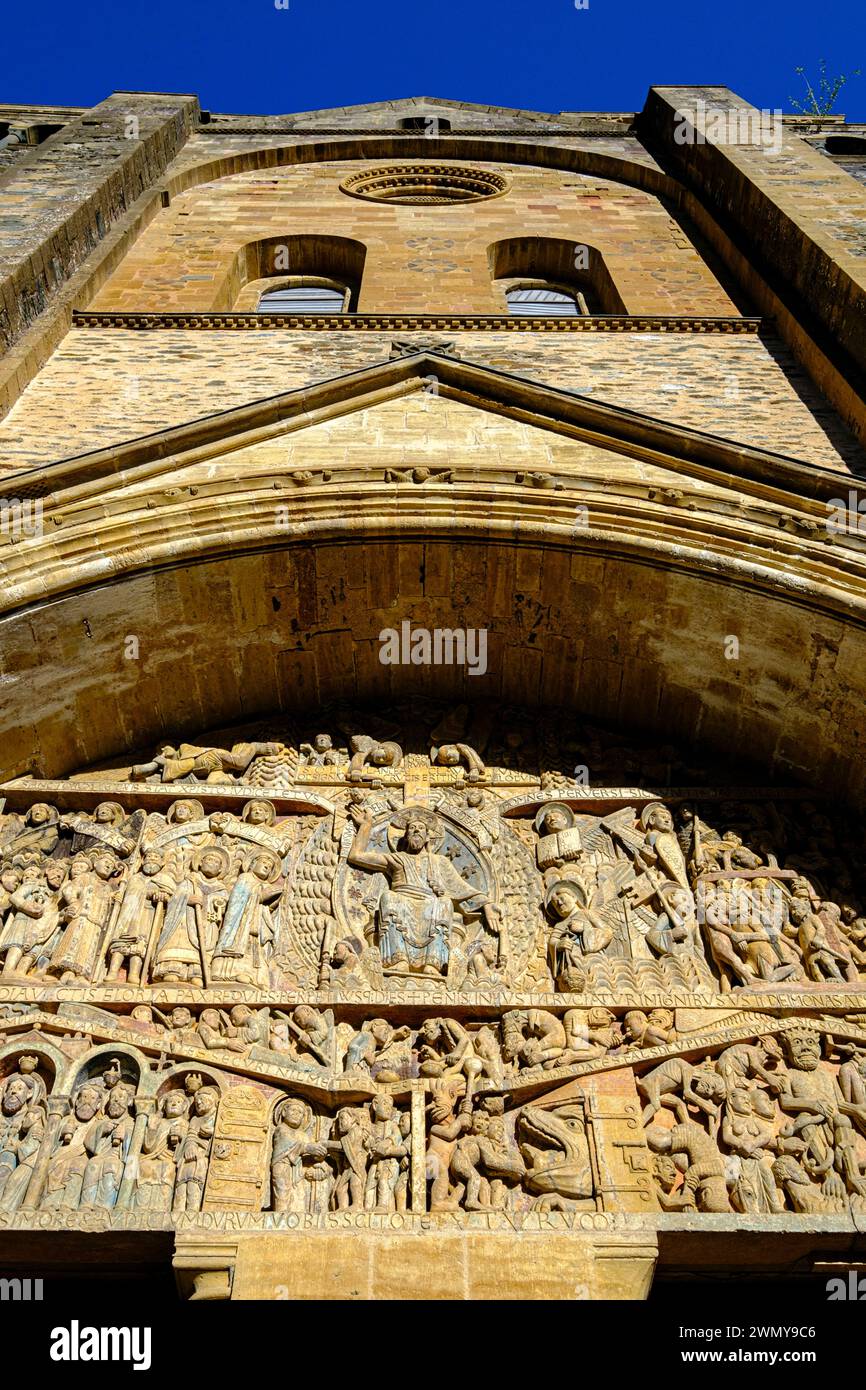 Frankreich, Aveyron, Conques, beschriftet eines der schönsten Dörfer in ...