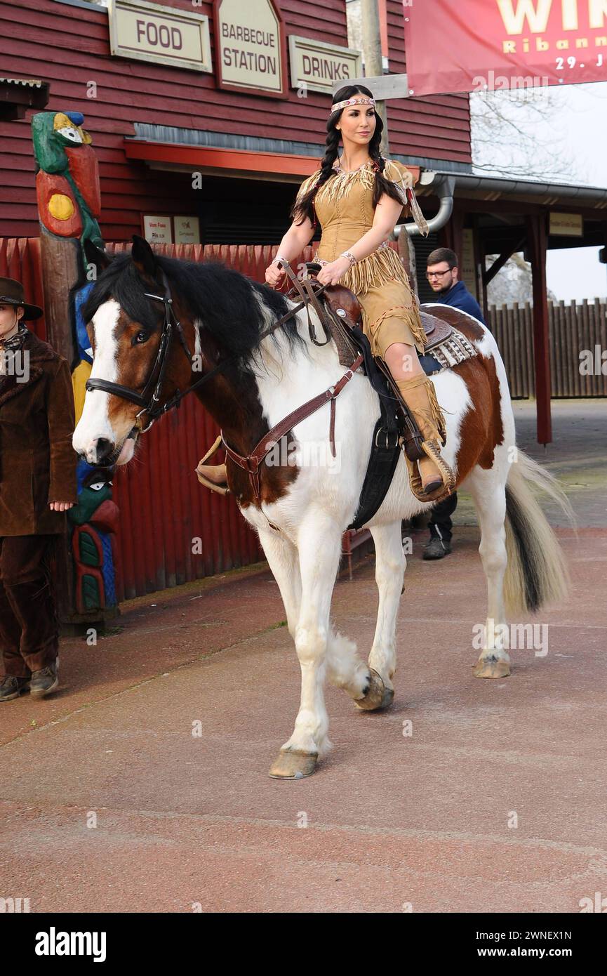 Sila Sahin als die Häuptlingstochter Ribanna. Karl-May-Spiele Bad ...