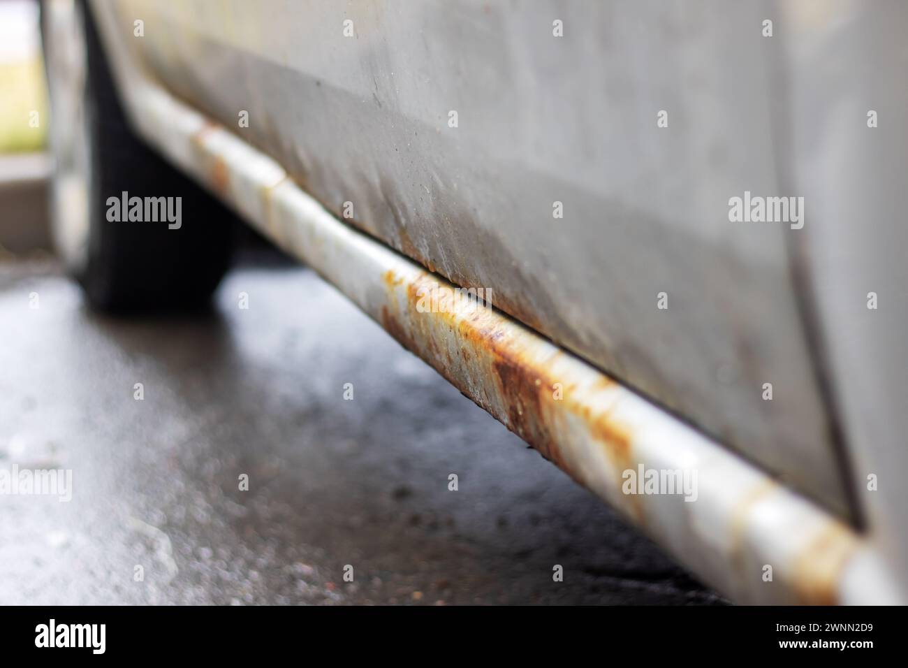 Rostige autoschwelle -Fotos und -Bildmaterial in hoher Auflösung – Alamy