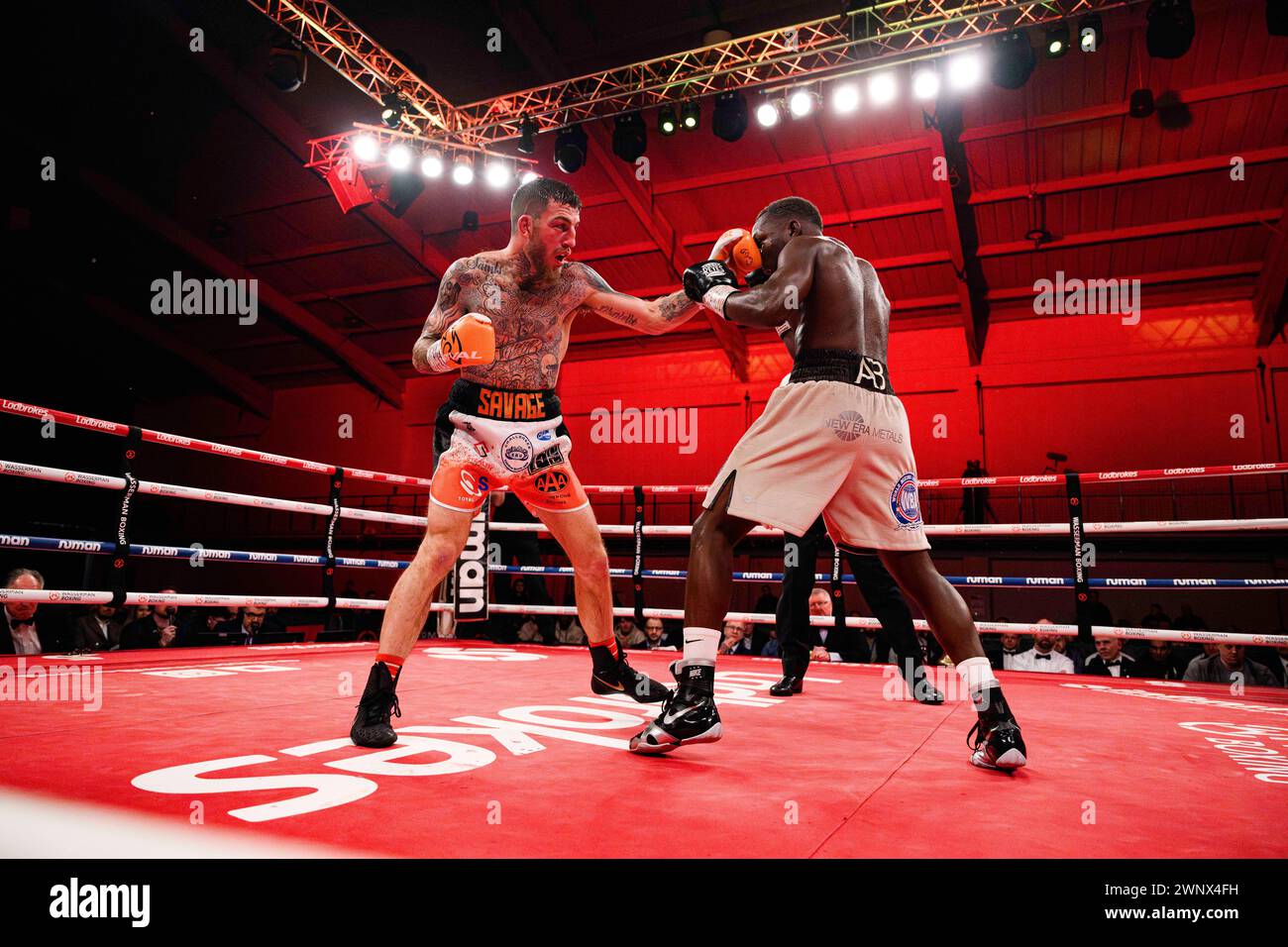 Abass Baraou vs Sam Eggington - EBU European Super Welterweight-Kampf im Telford International ...