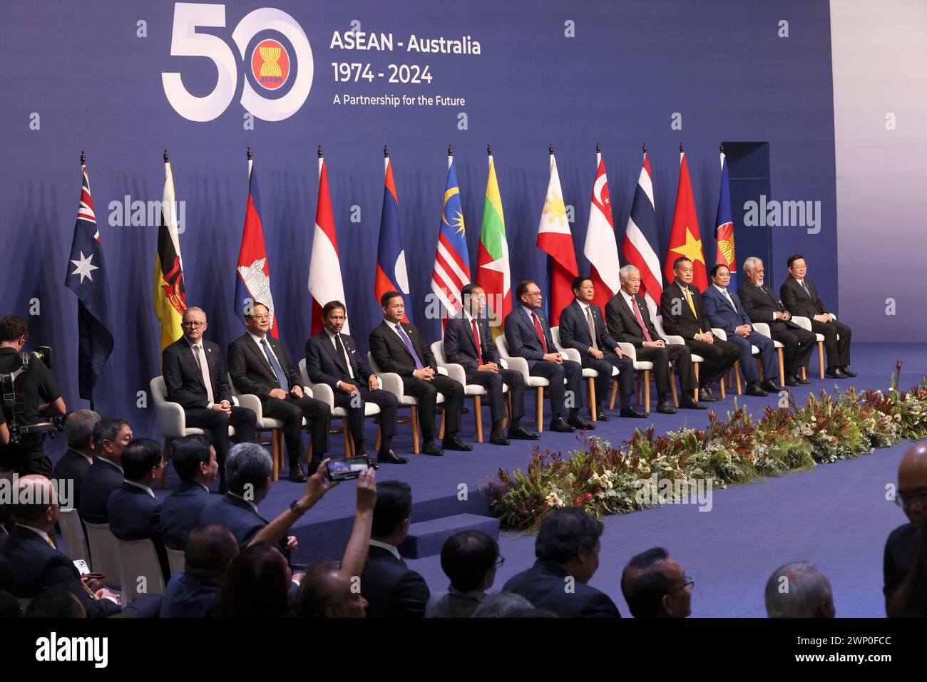 Members of ASEAN pose for a photo during the Association of Southeast ...