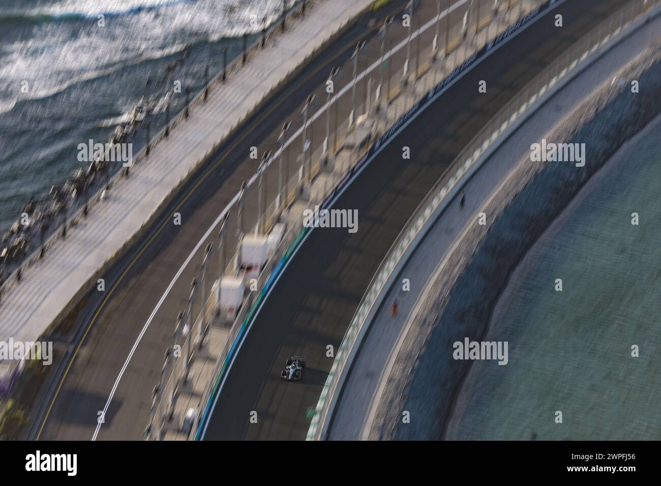 63 RUSSELL George (gbr), Mercedes AMG F1 Team W15, Action beim Formel 1 ...