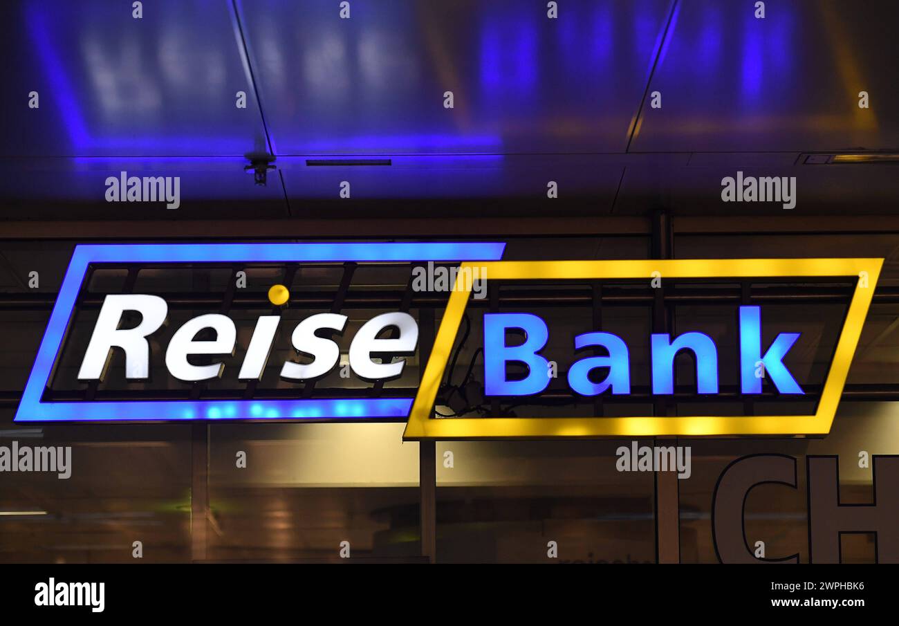 Dz bank logo -Fotos und -Bildmaterial in hoher Auflösung – Alamy
