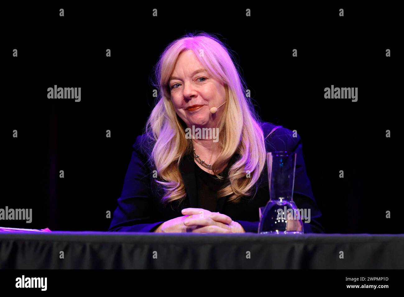Schriftstellerin Suzie Miller bei der Litcologne-Veranstaltung das ...