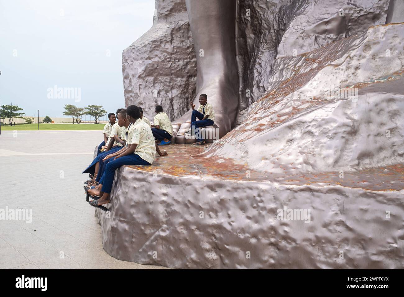 Monument Amazone Benin, Cotonou März 2024: Seit mitte 2022 steht das ...