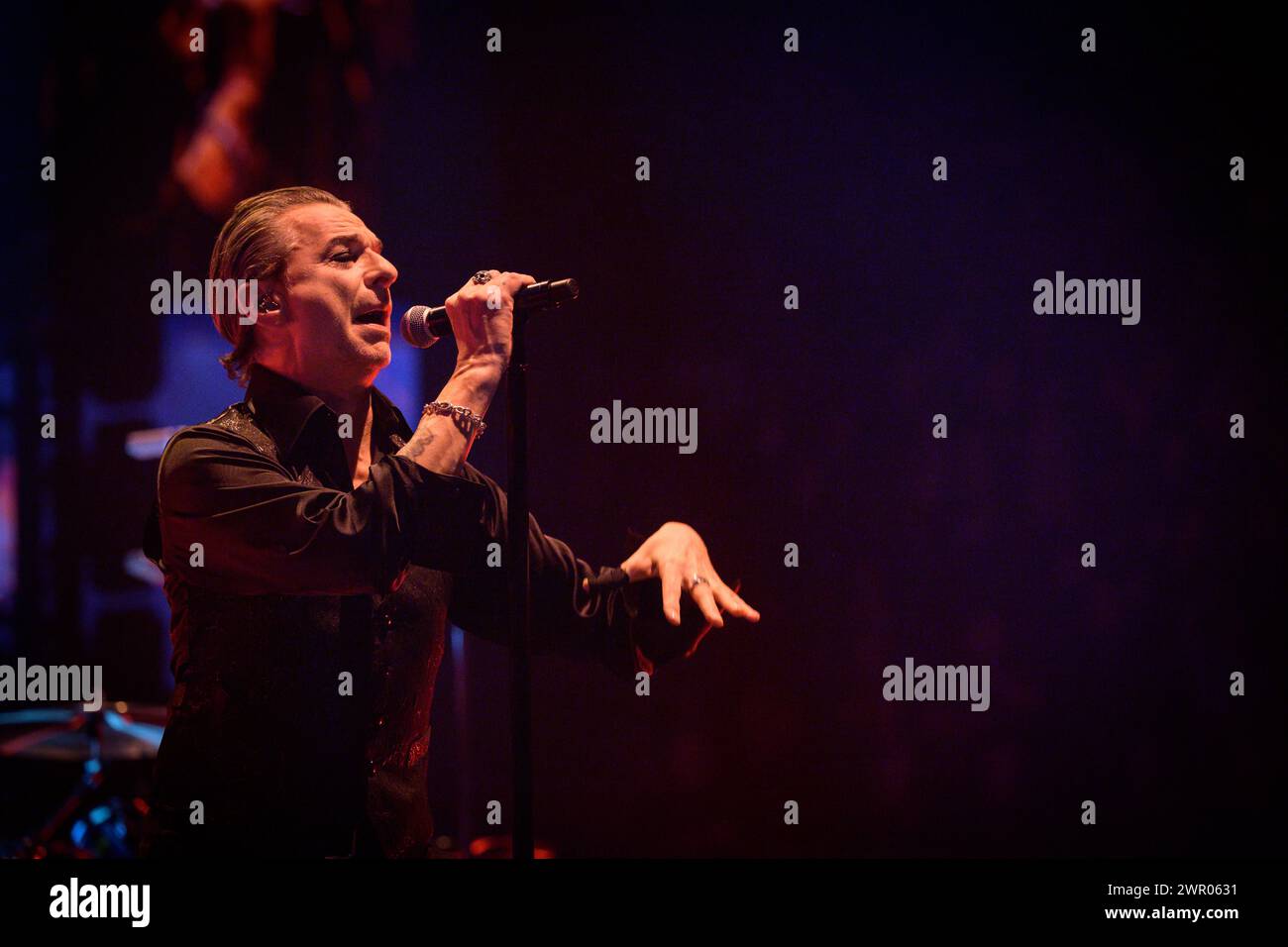 Depeche Mode Dave Gahan - Memento Mori World Tour 2024 - live in der ...