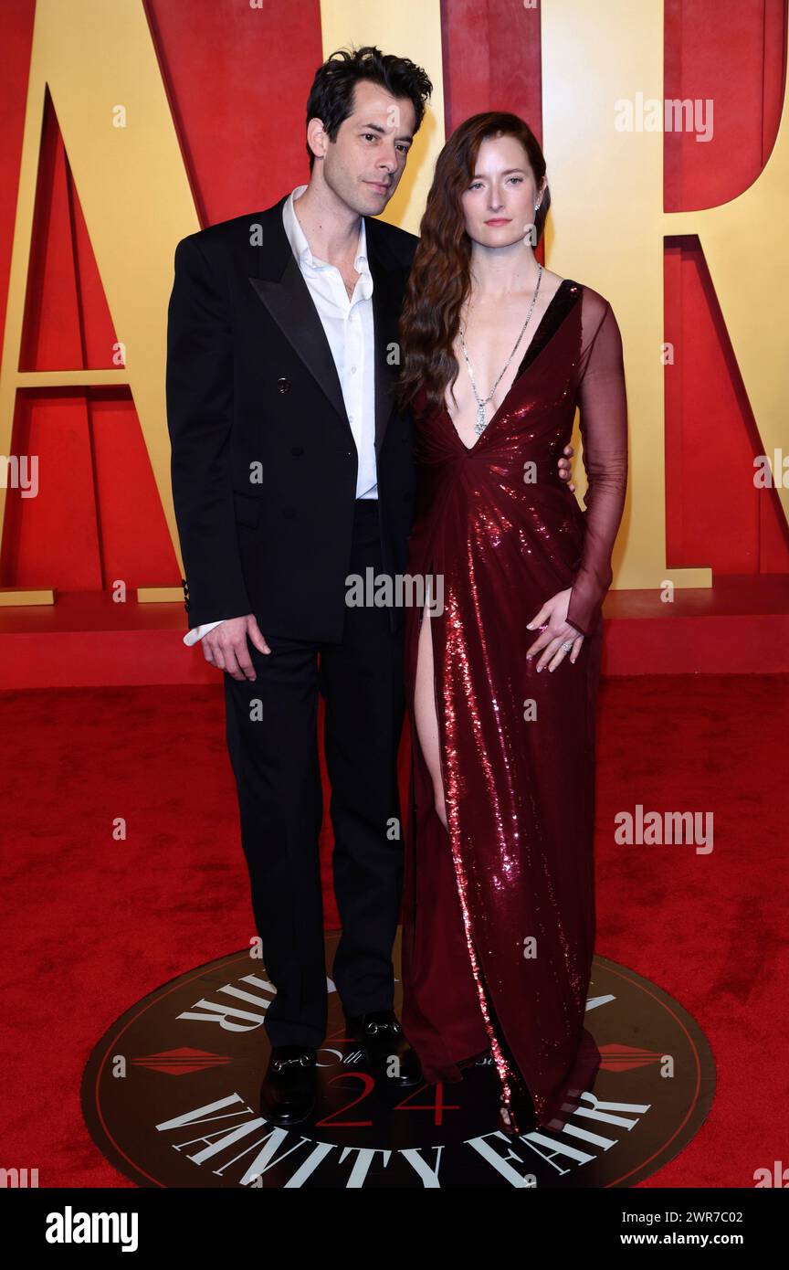 Mark Ronson mit Ehefrau Grace Gummer bei der Vanity Fair Oscar Party ...