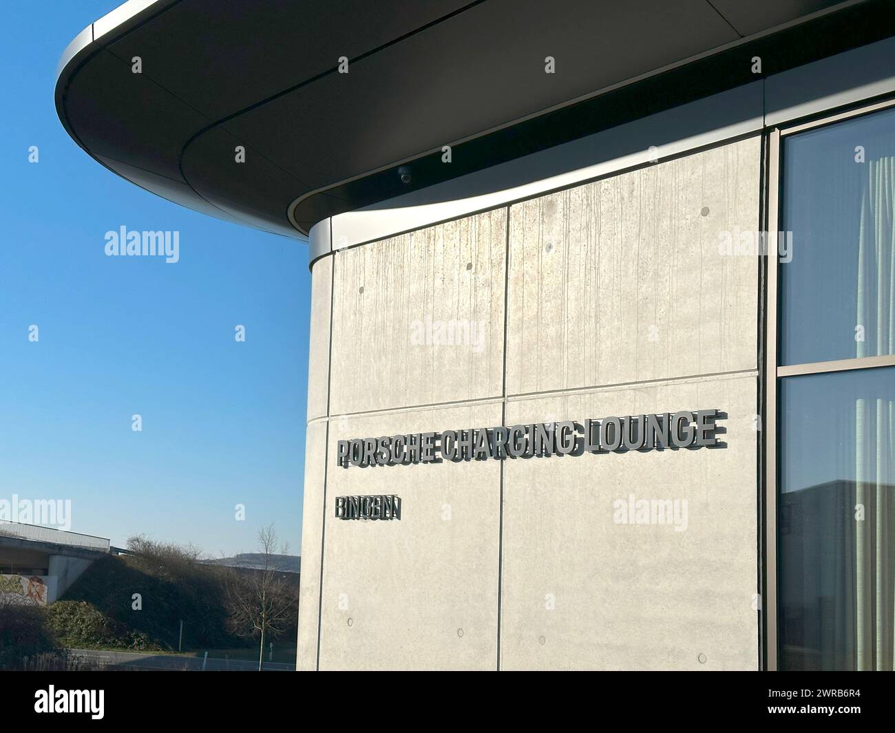 Kostenlose Ladestation, Porsche Charging Lounge Bingen am rhein, Power ...