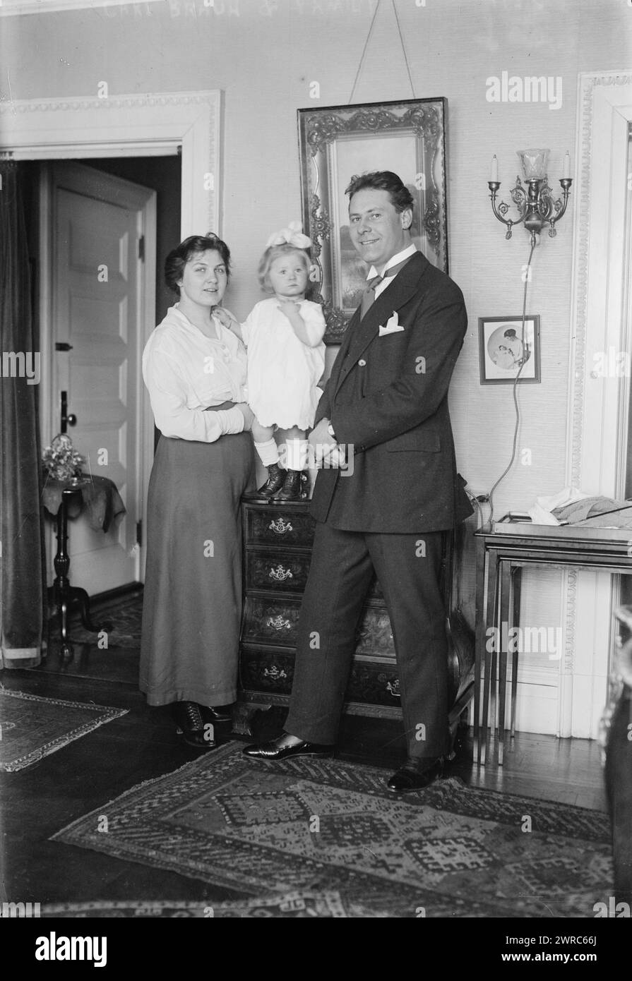 Carl Braun & Familie, Foto zeigt den deutschen Bass-Opernsänger Carl ...