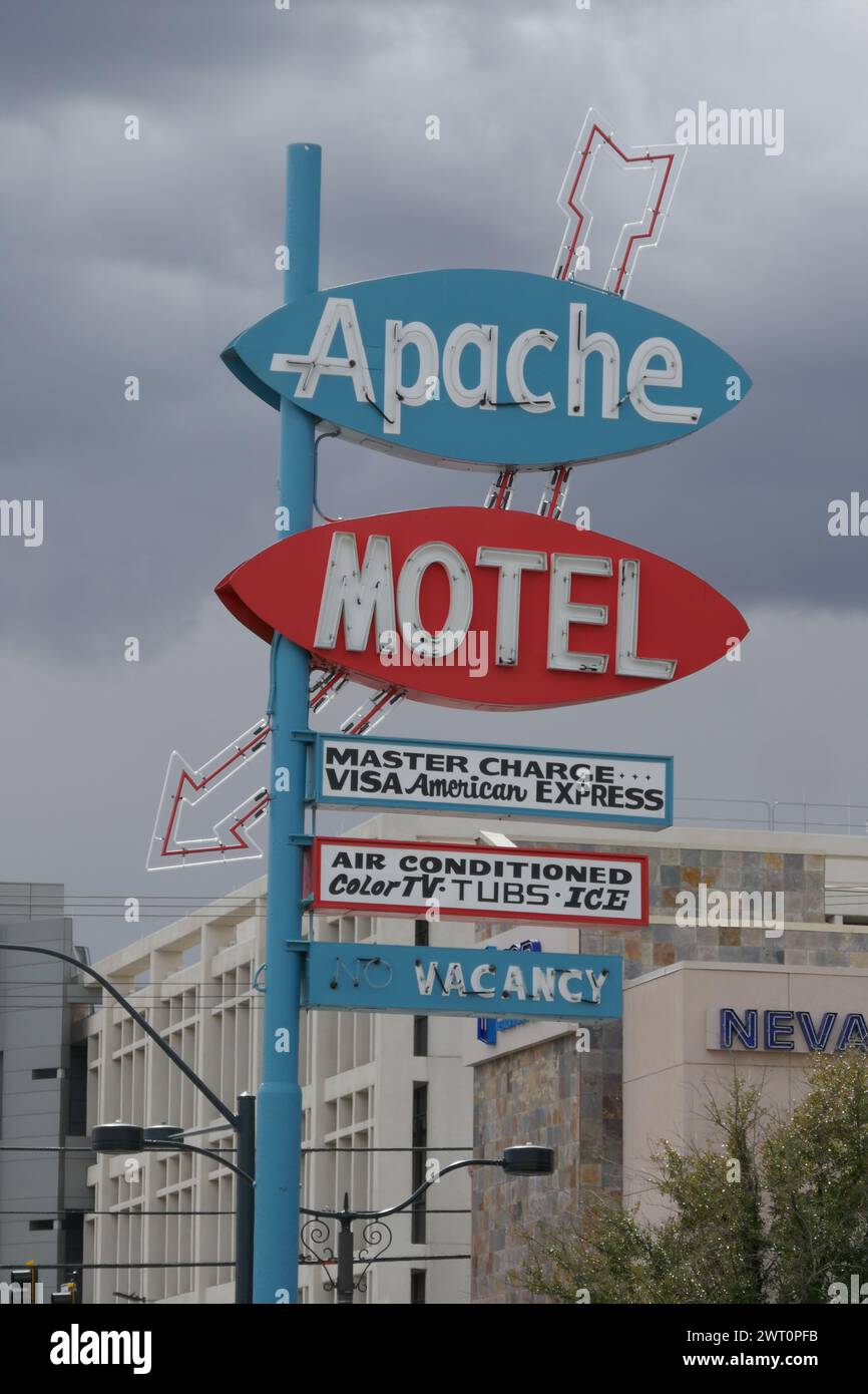 Las Vegas, Nevada, USA 7. März 2024 Apache Motel Melden Sie sich in ...