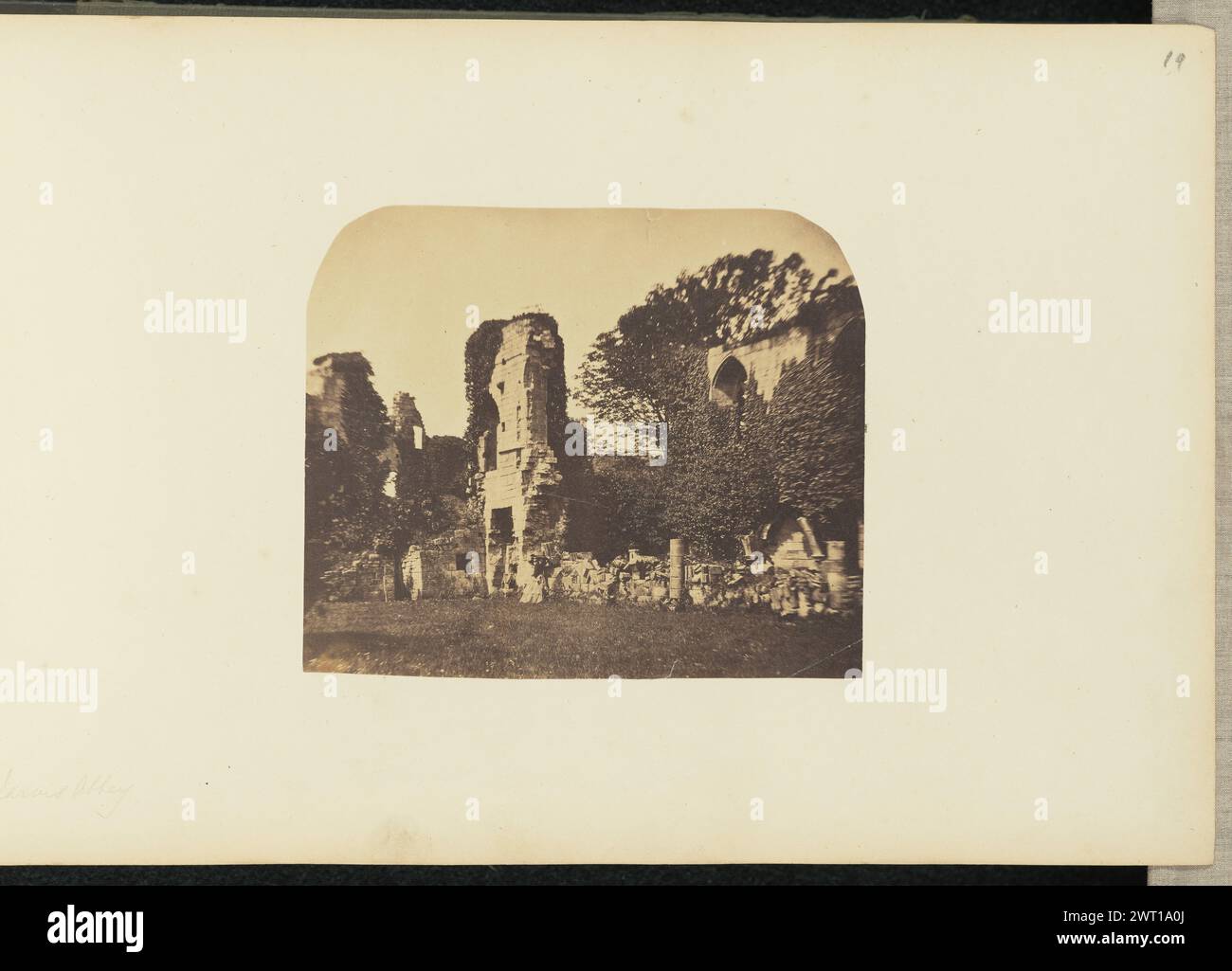 Jervaulx Abbey. Sir John Joscelyn Coghill, Fotograf (Irisch, 1826–1905 ...