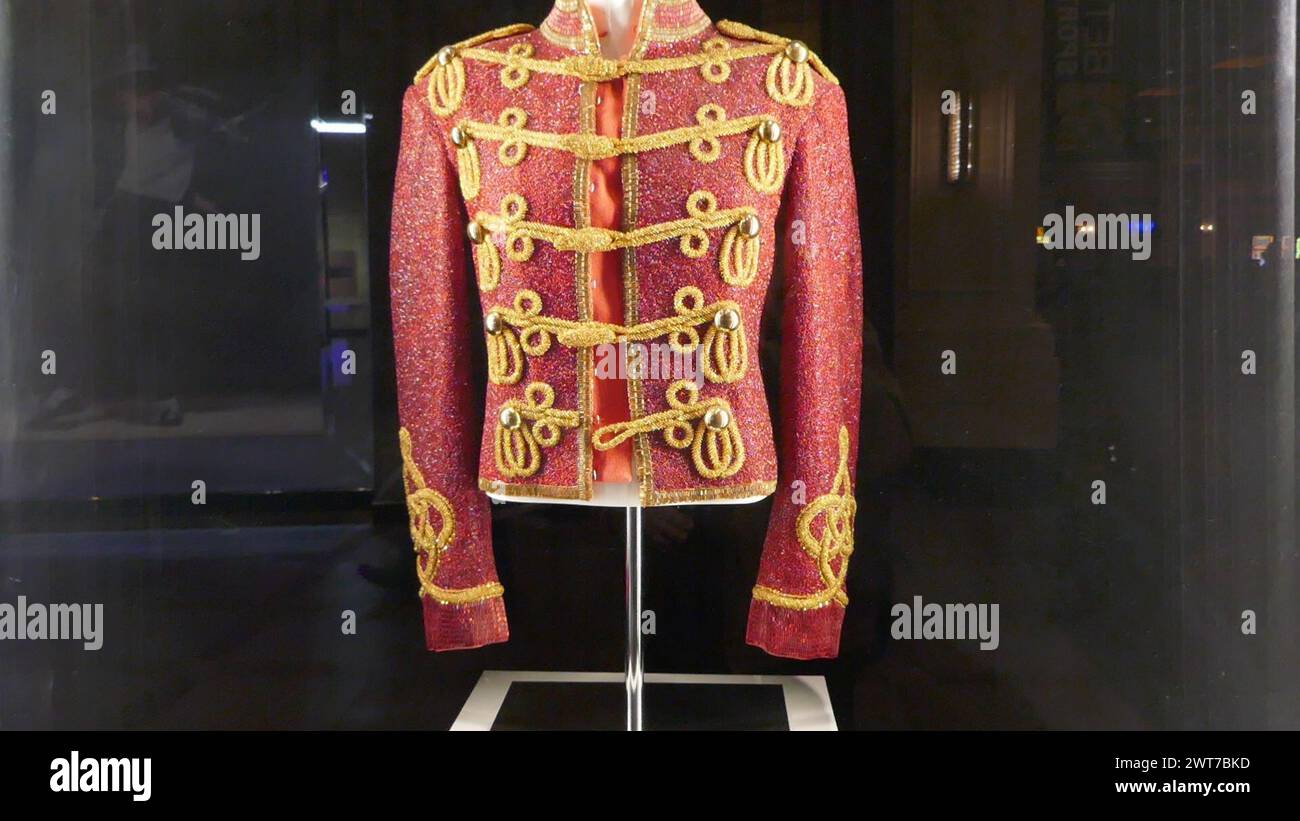 Las Vegas, Nevada, USA 7. März 2024 Michael Jackson Jacket im Cirque du ...