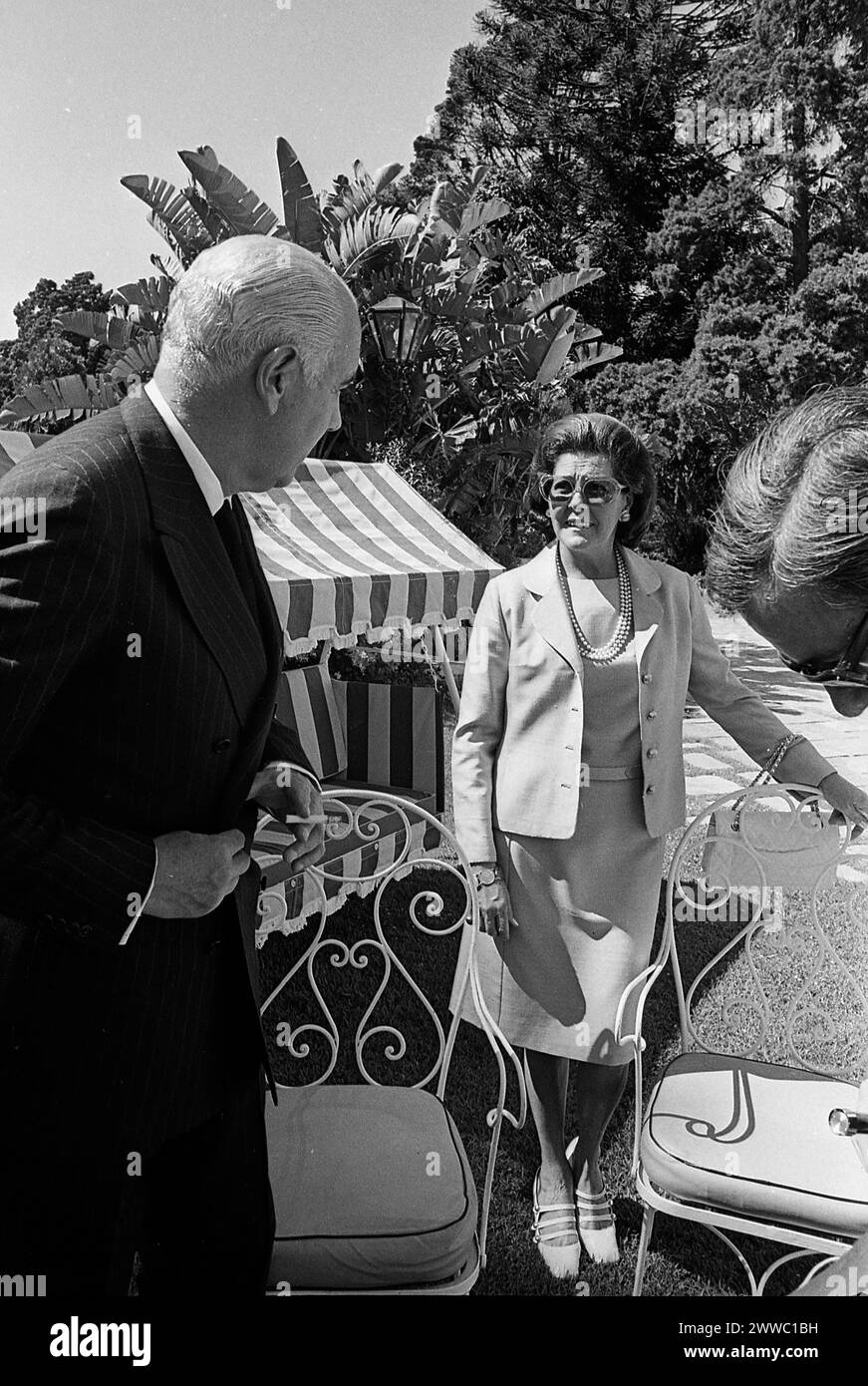 Ileana maria glocke bidart -Fotos und -Bildmaterial in hoher Auflösung ...