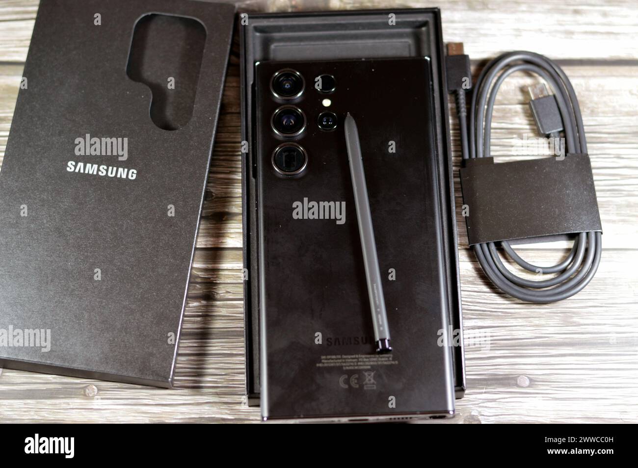 Kairo, Ägypten, 22. März 2024: Das Samsung Galaxy S23 Ultra, Android ...