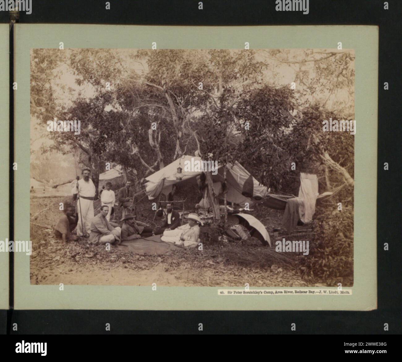 Beschreibung: Sir Peter Scratchleys Lager, Aroa River, Redscar Bay.-J.W ...