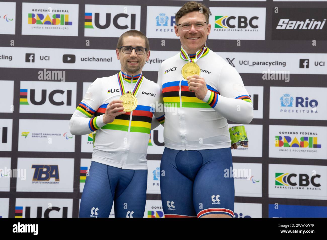 2024 gold -Fotos und -Bildmaterial in hoher Auflösung – Alamy